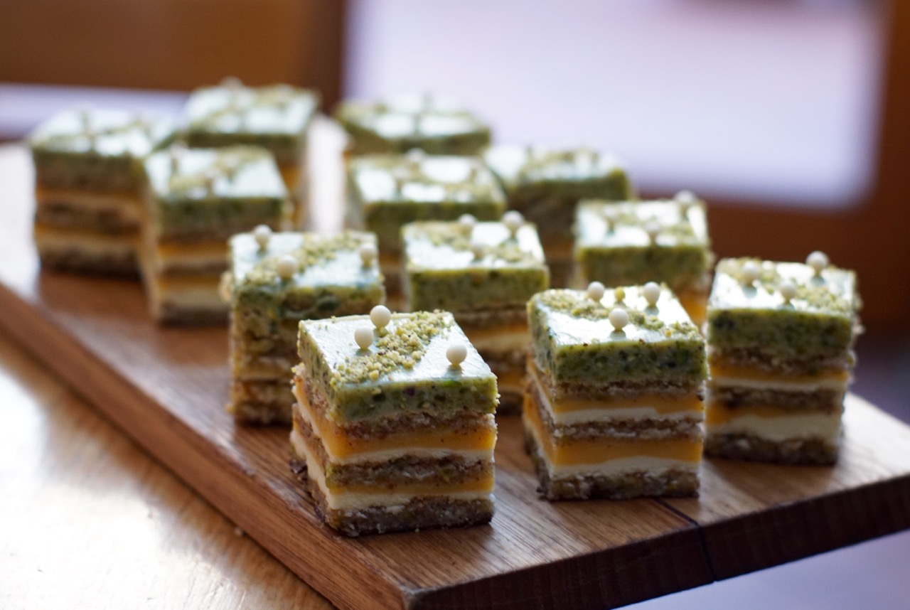 Lemon Zen Cake Cutting Machine - Food Tools Portion Machines